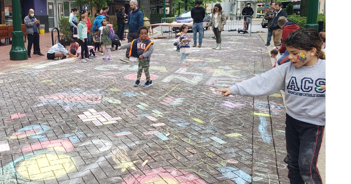 Ellsworth Avenue Converted Into Colorful Chalk Community Fest ...