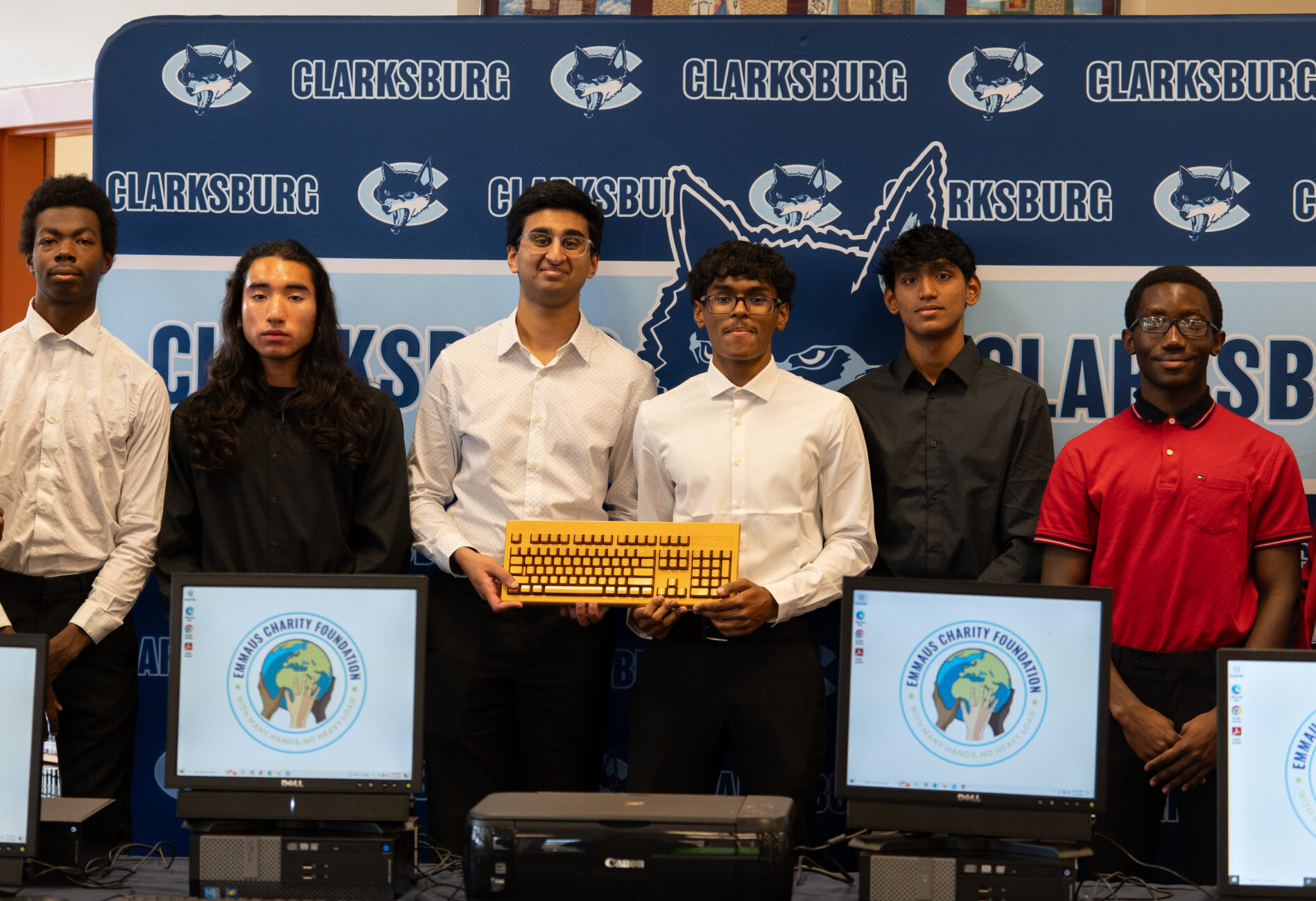 Clarksburg High School Students Donate Computer Lab to Charity - Montgomery Community Media